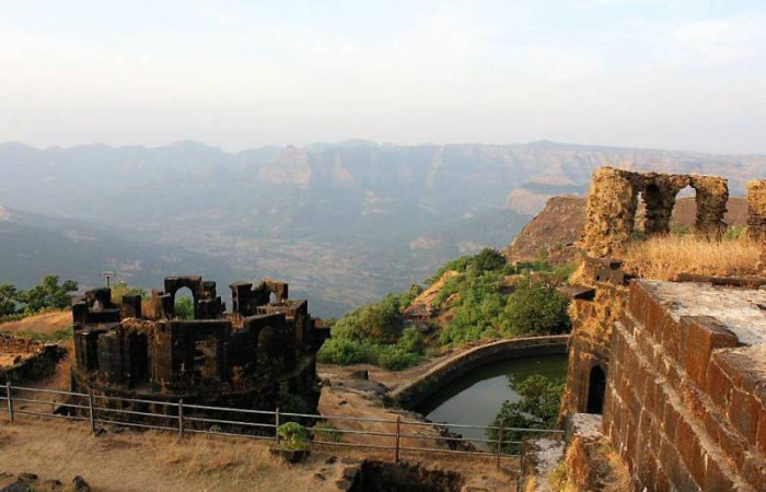 Top 12 Amazing Hill Forts in Maharashtra - Orient Rail Journeys