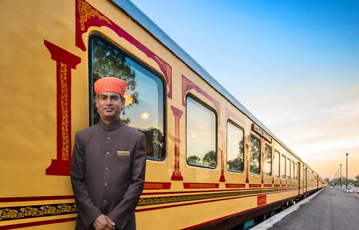 Top Luxury Trains in India for Honeymoon | Royal Travel Experience